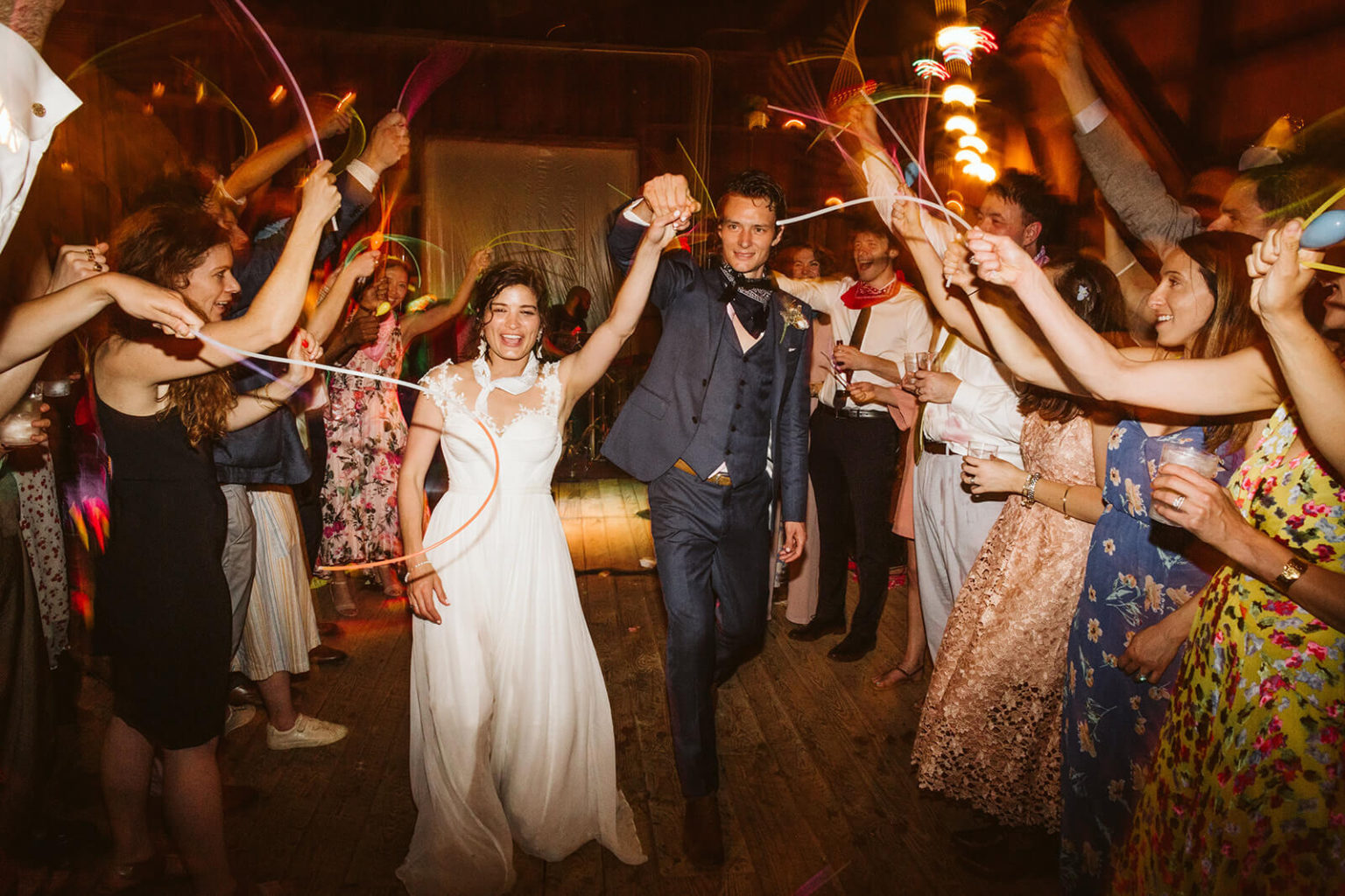 5 Exciting Send Offs to Add Some Excitement to Your Wedding - OkCrowe ...