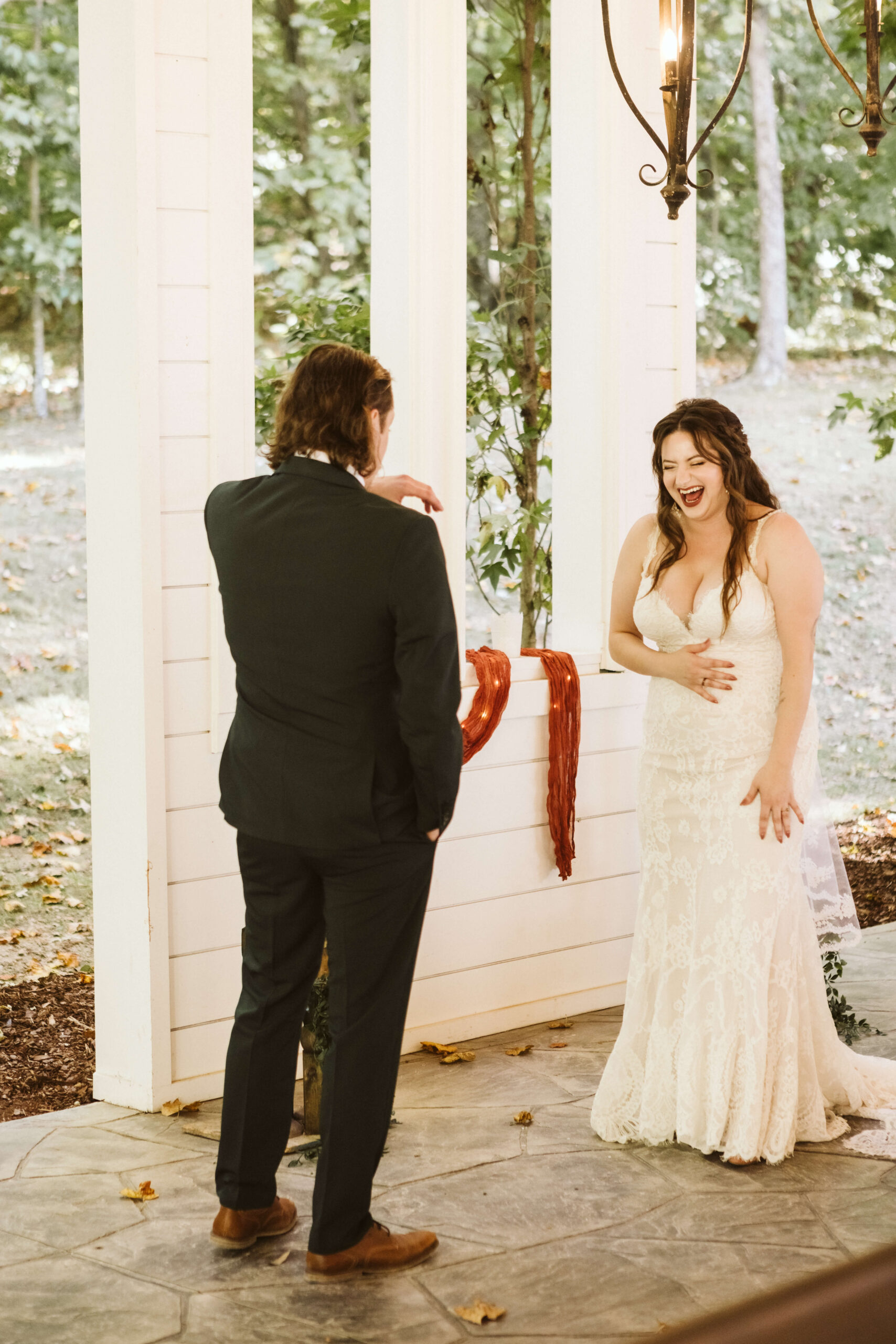 A Charming Autumn Wedding at the Chapel at Firefly Lane - OkCrowe ...