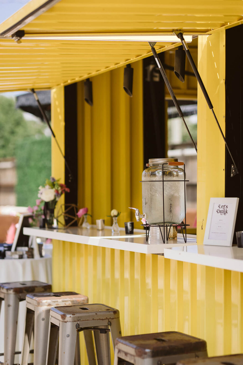 A Fun and Exciting Wedding at the Moxy Chattanooga - OkCrowe Photography